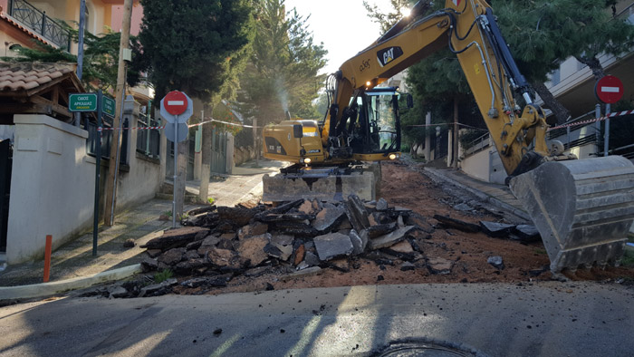 ΟΛΟΚΛΗΡΩΝΟΝΤΑΙ ΟΙ ΕΡΓΑΣΙΕΣ ΚΑΤΑΣΚΕΥΗΣ ΔΡΟΜΩΝ ΑΠΟ ΜΠΕΤΟΝ ΣΕ ΟΔΟΥΣ ΜΕ ...